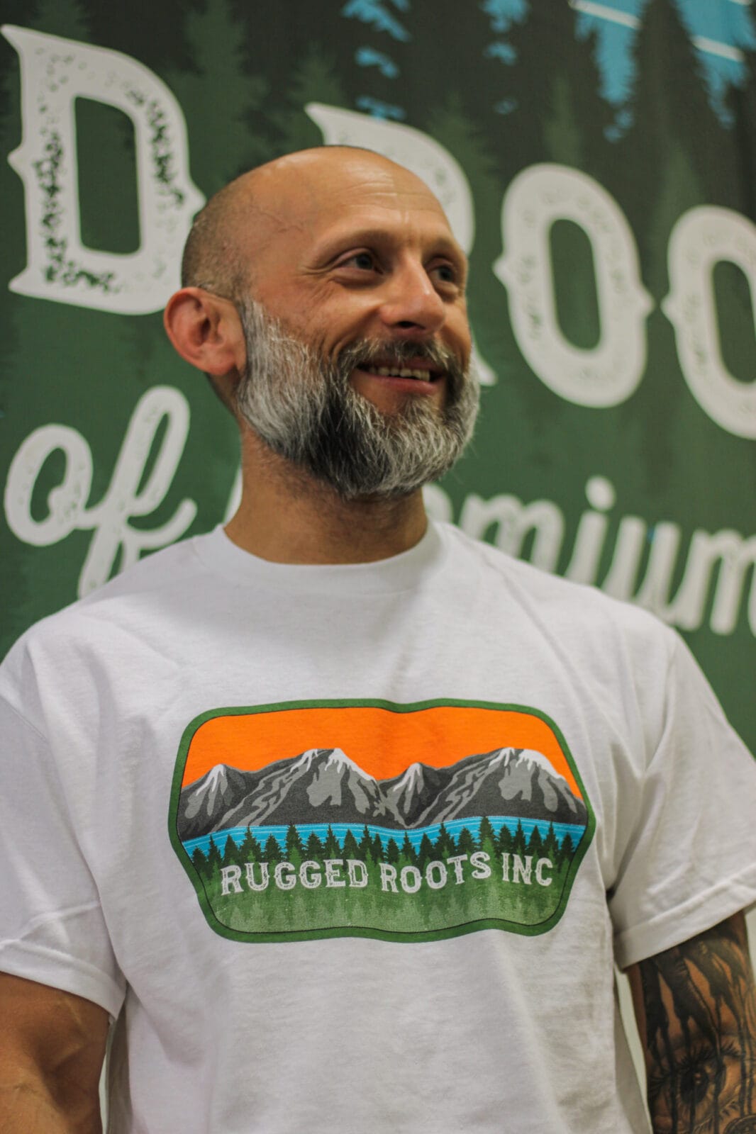 Rugged Roots - T-Shirt